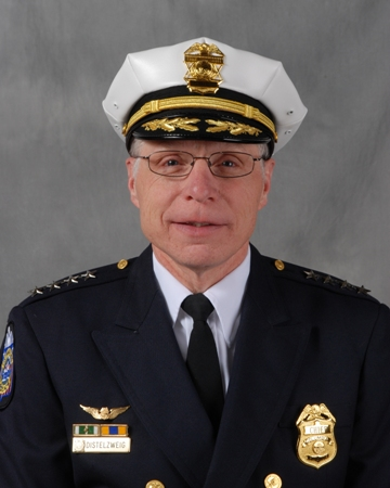 Columbus Police Chief Set to Retire | Officer