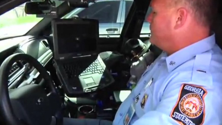 Auto Black Boxes Helping Law Enforcement | Officer