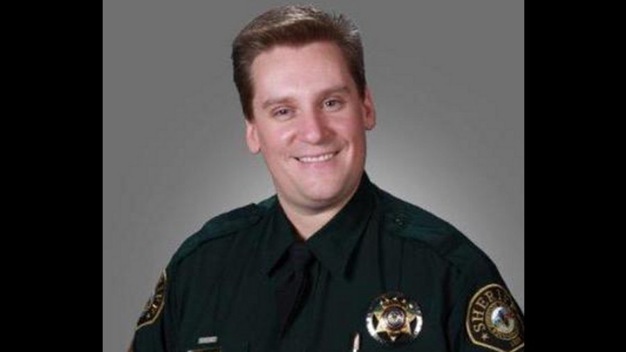 Off-Duty Colo. Sergeant Killed Helping at Crash | Officer