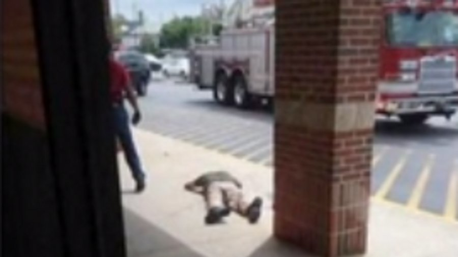 Beaten Detective Was Afraid to Use Force | Officer