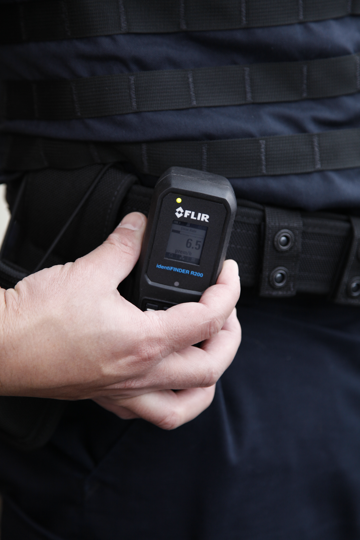 IdentiFINDER R200 Handheld Spectroscopic Personal Radiation Detector ...