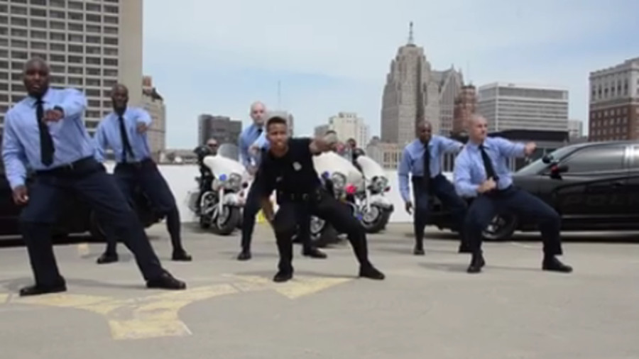Detroit Officers Strut Their Stuff in Video | Officer