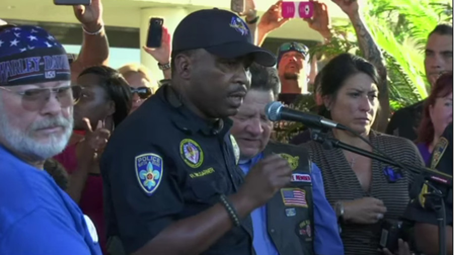 Watch: Baton Rouge Police Lieutenant Gives Emotional Speech at Rally ...
