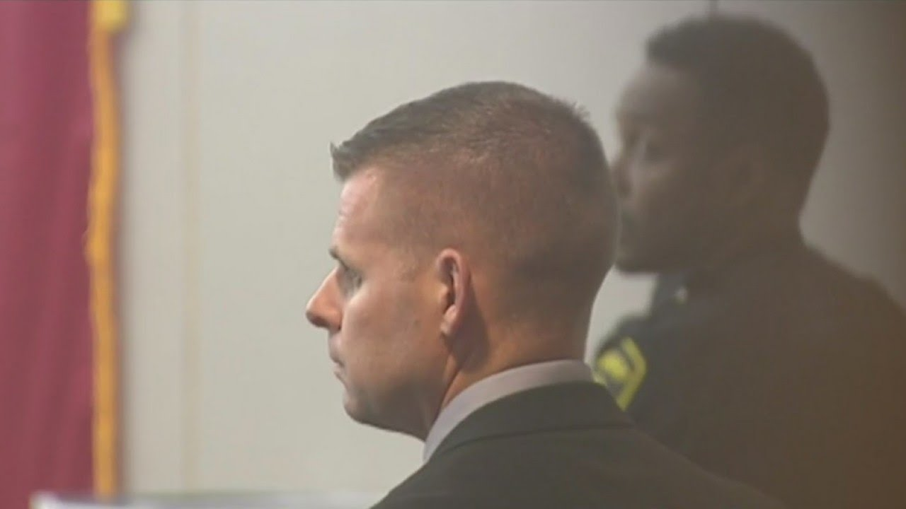 Mistrial In Manslaughter Case Of Ex-Garland Police Officer | Officer
