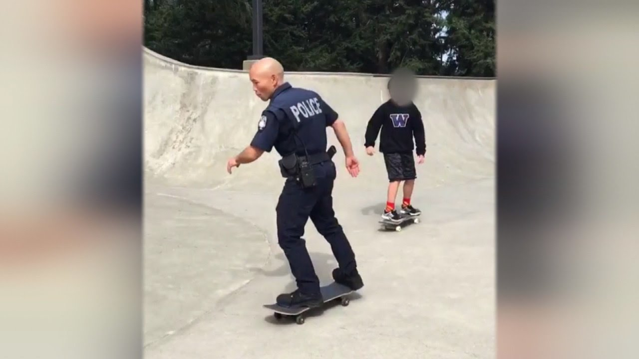 Video: Police Officer Skateboards With Teens While On Patrol | Officer