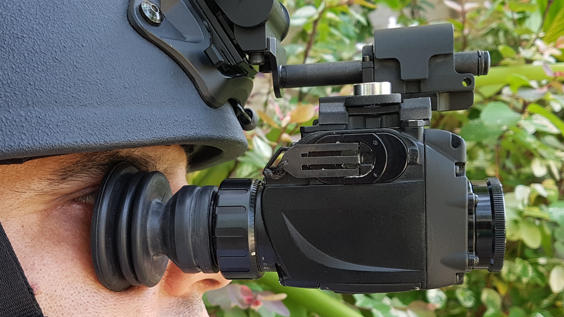 X-SEE FusIR Miniature Monoscope with FIR-VIS Fusion | Officer