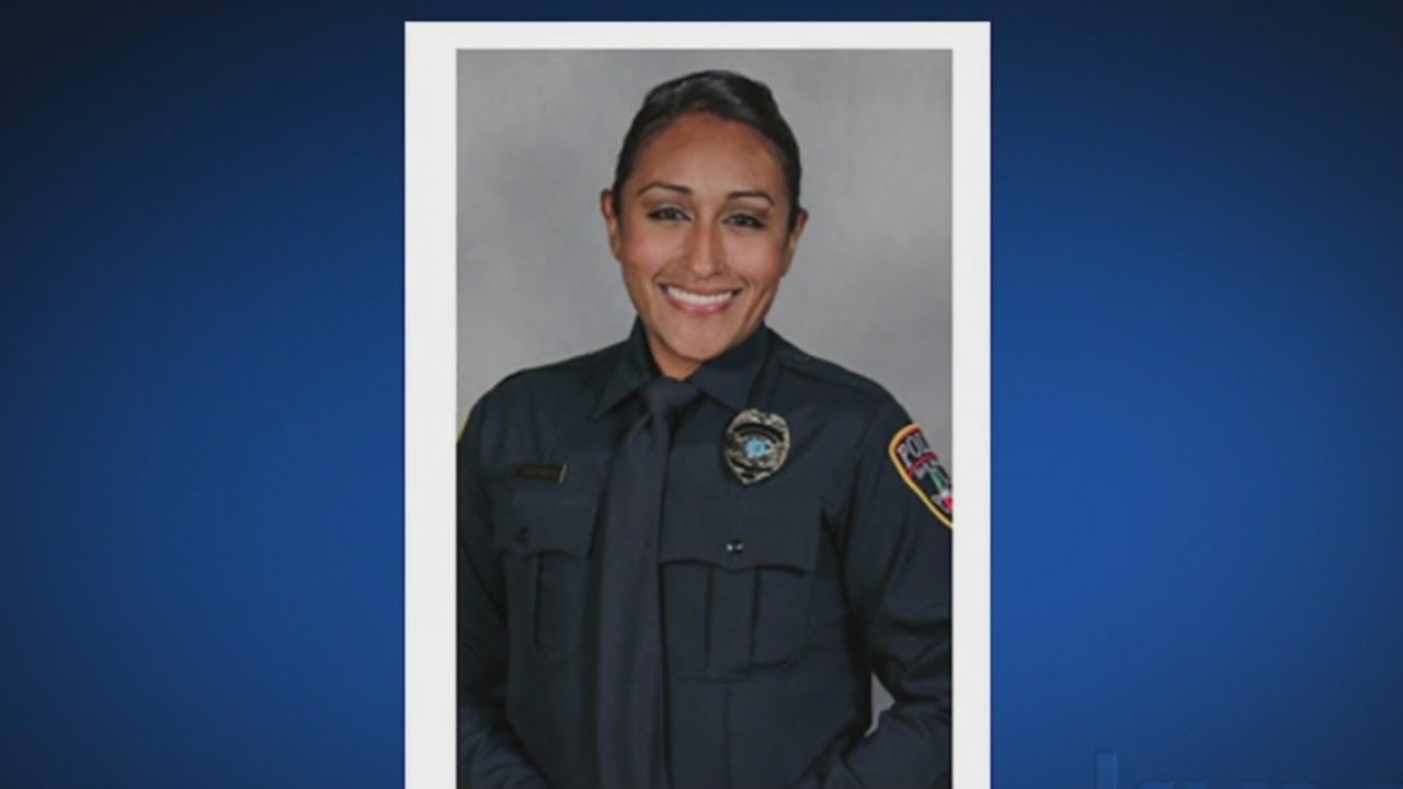 Nurse Helped Save Texas Police Officer After She Was Hit on Highway ...