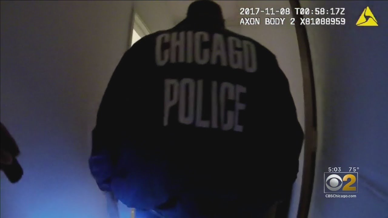 Chicago Police Officials React to Report on Body Cameras | Officer