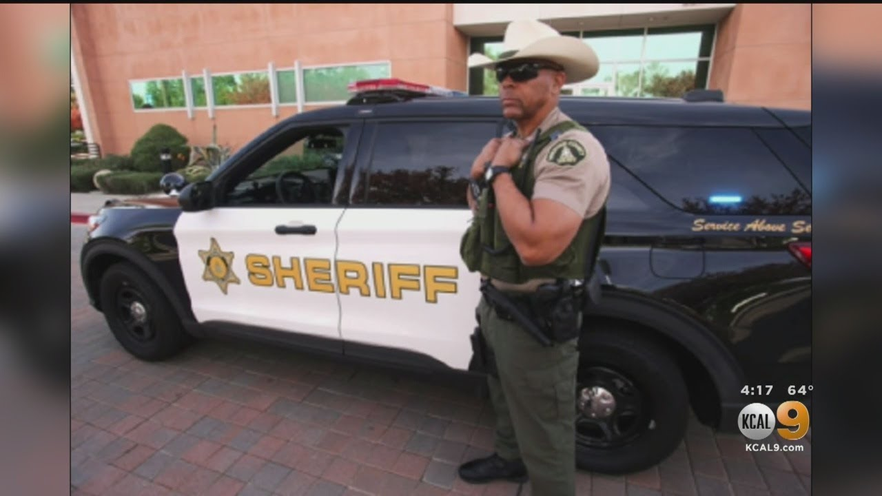 California Sheriff's Deputies Sporting Stetson Cowboy Hats While On ...