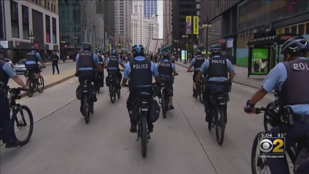 Clashes Between Chicago Police Officers, Protesters May Continue | Officer