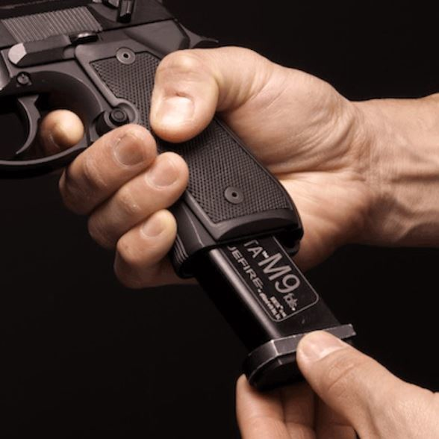 BlueFire Wireless and Tethered Weapon Simulators From: InVeris Training ...