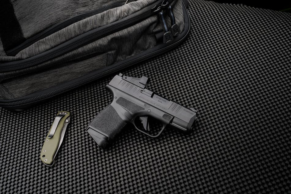 Hellcat 3″ Micro-Compact OSP 9MM Handgun With Shield SMSC | Officer