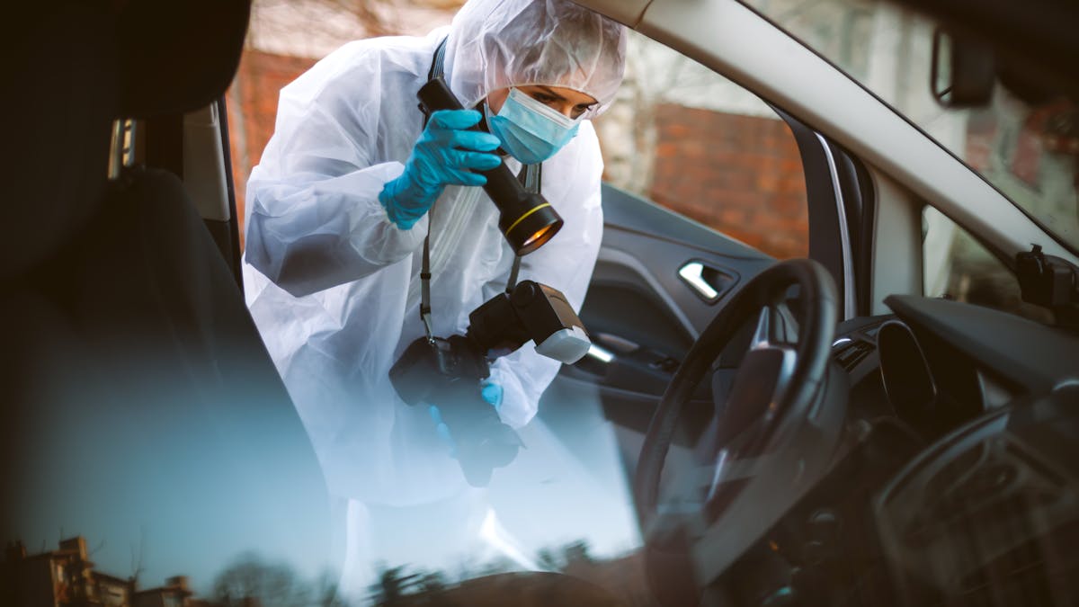 Lighting the Scene: Alternative Light Sources and UV Lights | Officer