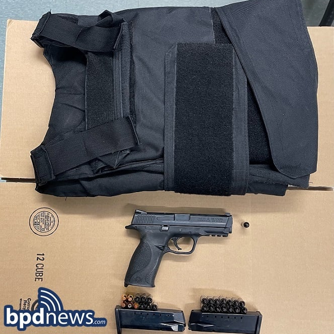 Boston Police Tackle Armed Suspect who Thanks Officers for Not Shooting ...