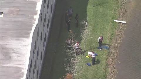 Fugitive Kidnapper Dies after Jumping in Lake to Flee Fla. Police | Officer