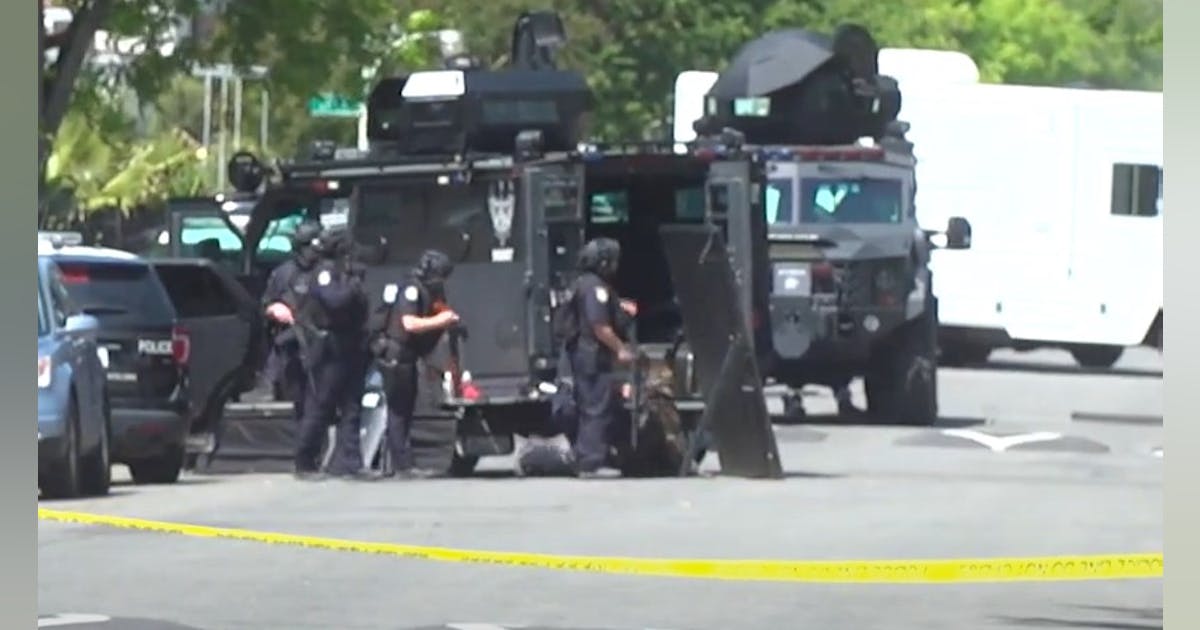 Suspect Surrenders In Hourslong Calif Hostage Standoff Officer