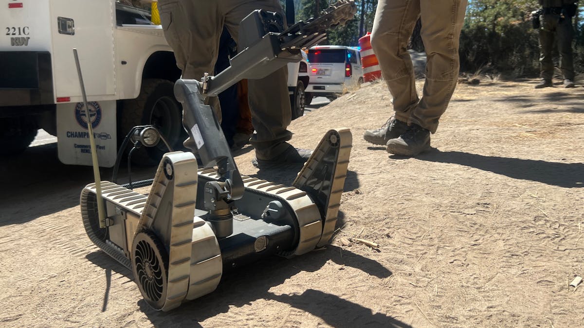 Nev. Bomb Squad Robot Detonates 'Very Old' Dynamite along Highway | Officer