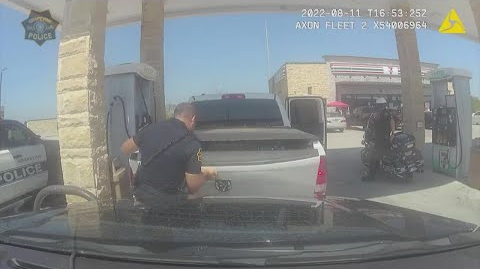 Video: Texas Police Officer Spots Gas Thieves' Trick at Pump | Officer