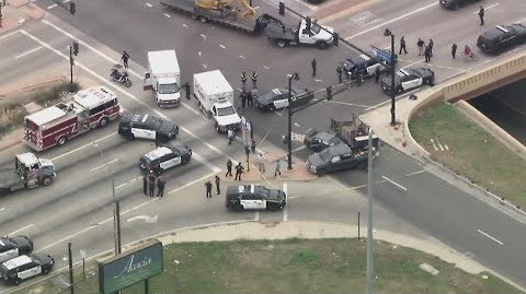 Suspects Arrested after Firing at Texas Police Officers During Chase ...