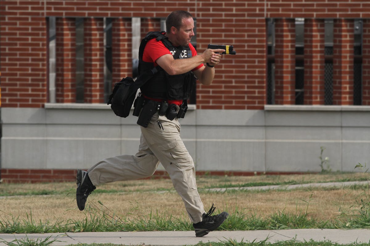 Active Shooter Or Hostage Barricade Situation Officer