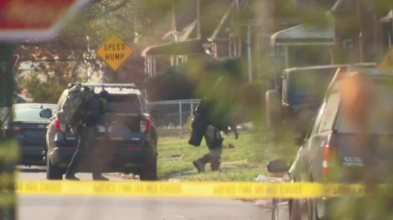 Gunman with Military-Grade Arsenal in Standoff with Detroit Police ...