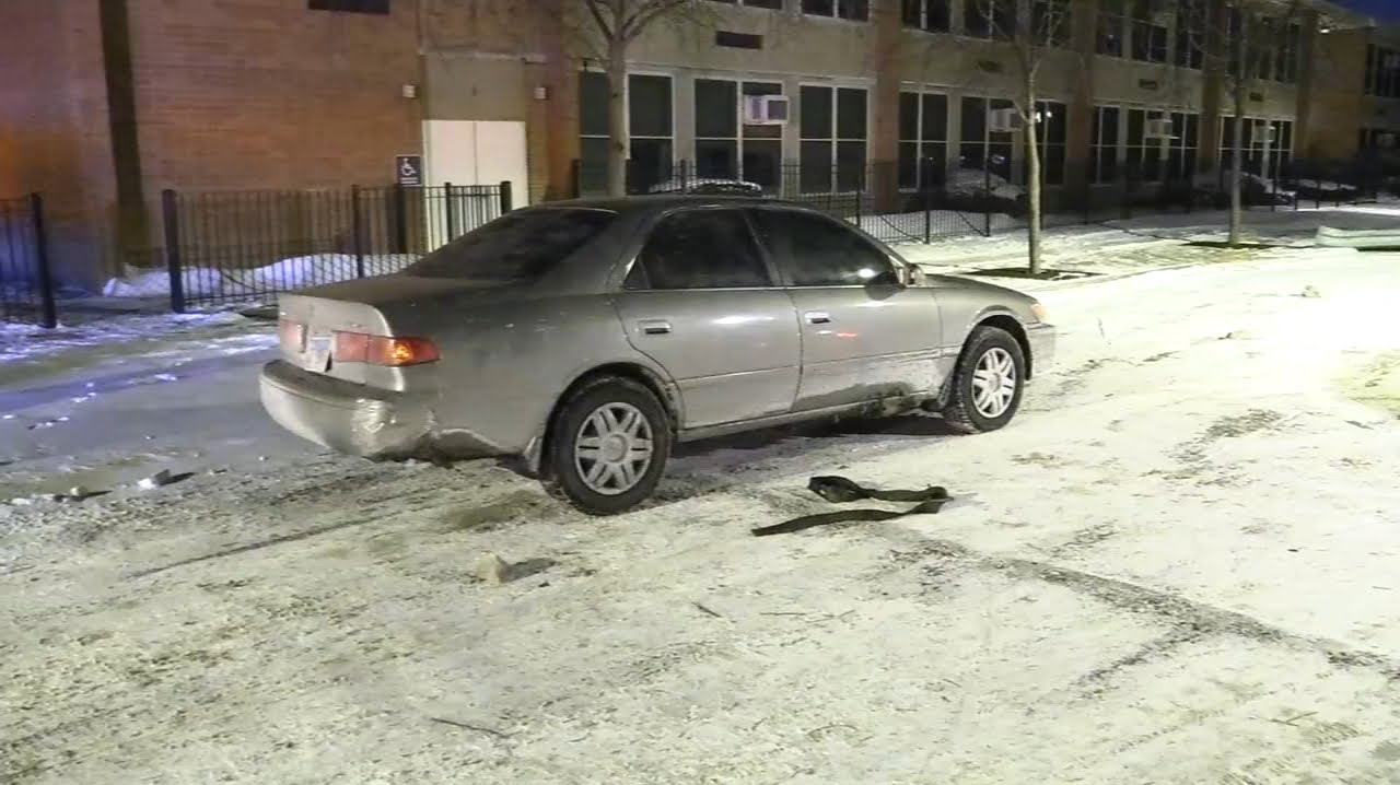 Chicago Police Open Fire after Witnessing Gunman Shoot 2 in SUV | Officer