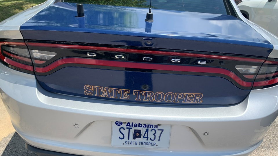 Man with Broken Back Rescues Ala. Trooper Trapped in Crushed Car | Officer