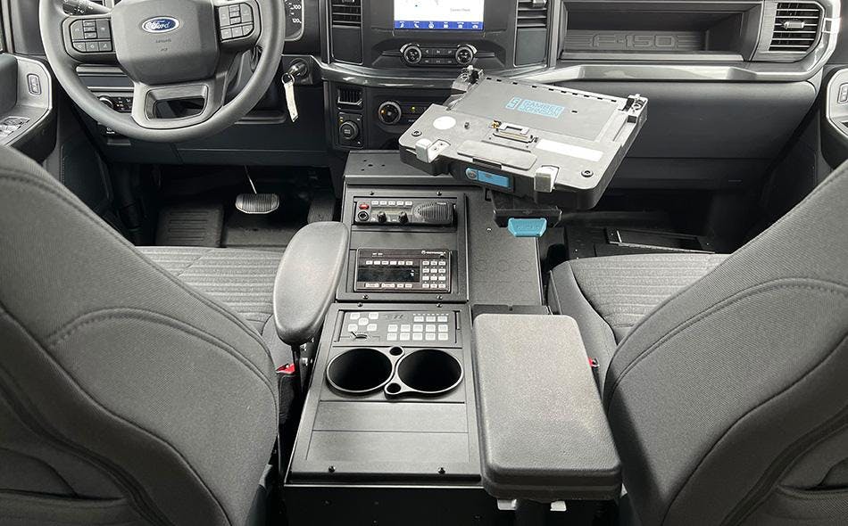 Gamber-Johnson Universal Console | Officer