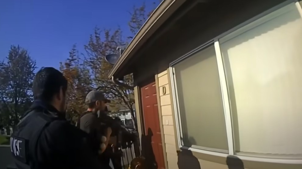 Watch Wash. Police Officer's Tense Gun Battle Leading to Standoff | Officer