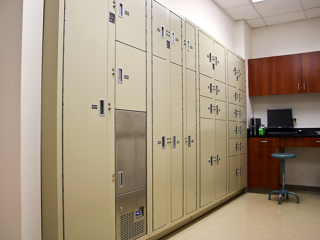 Spacesaver Evidence Lockers | Officer