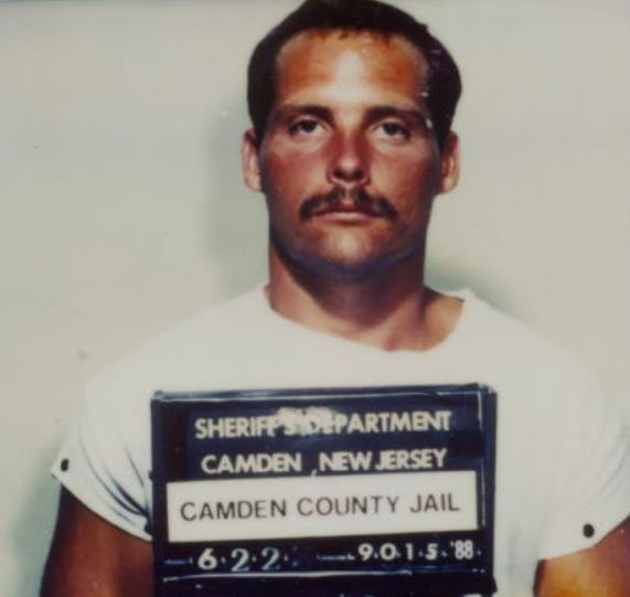 How to Catch A Criminal: Every Silver Lining Has a Cloud | Officer