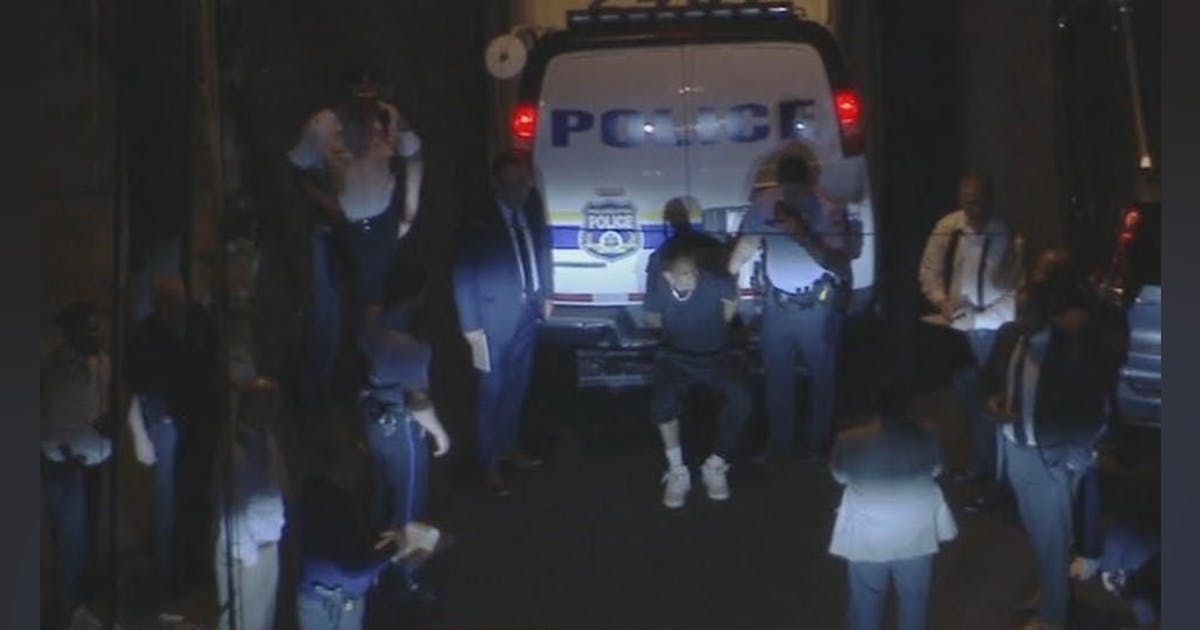 Philadelphia Police Officer Critically Wounded by Suspect Fleeing Stop ... Philadelphia Police Officer Critically Wounded by Suspect Fleeing Stop ...