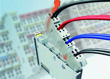 Pluggable Connectors Boost Flexibility | Automation World