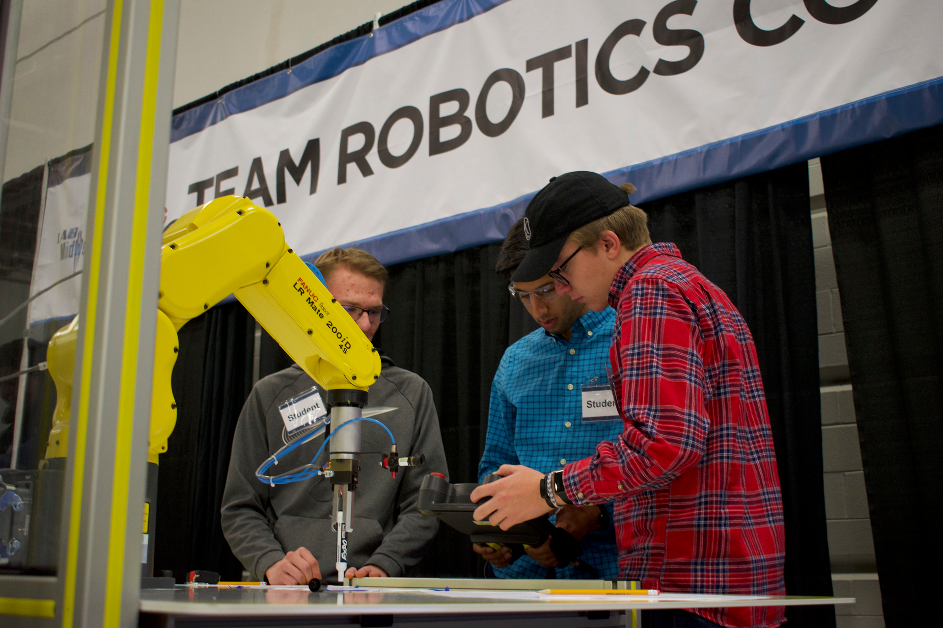 Robotics Competition Highlights Students’ Skills | Automation World