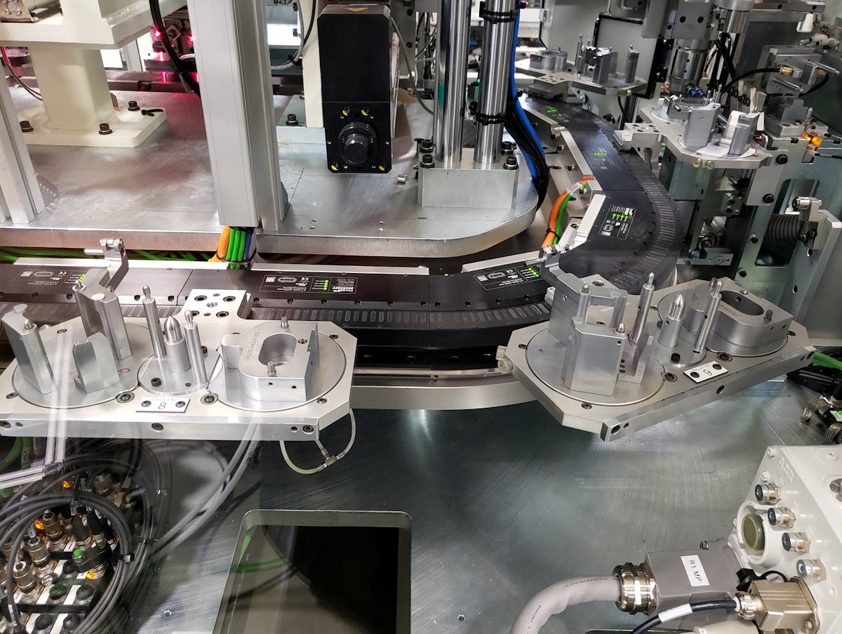 Beckhoff Mechatronic Material Handling for Complex Automotive Assembly | Automation World