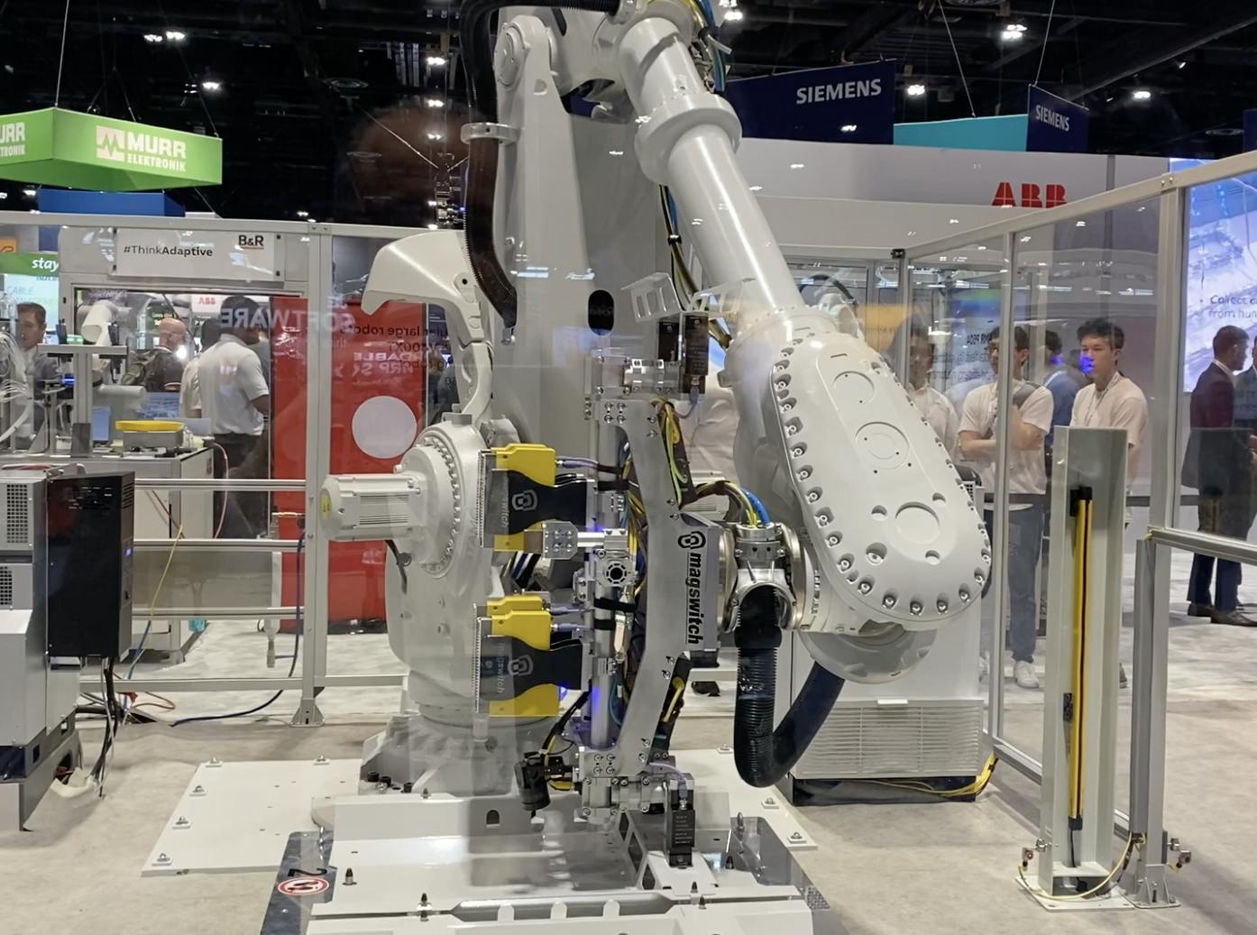 ABB's New IRB 7710 and IRB 7720 Robots | Automation World