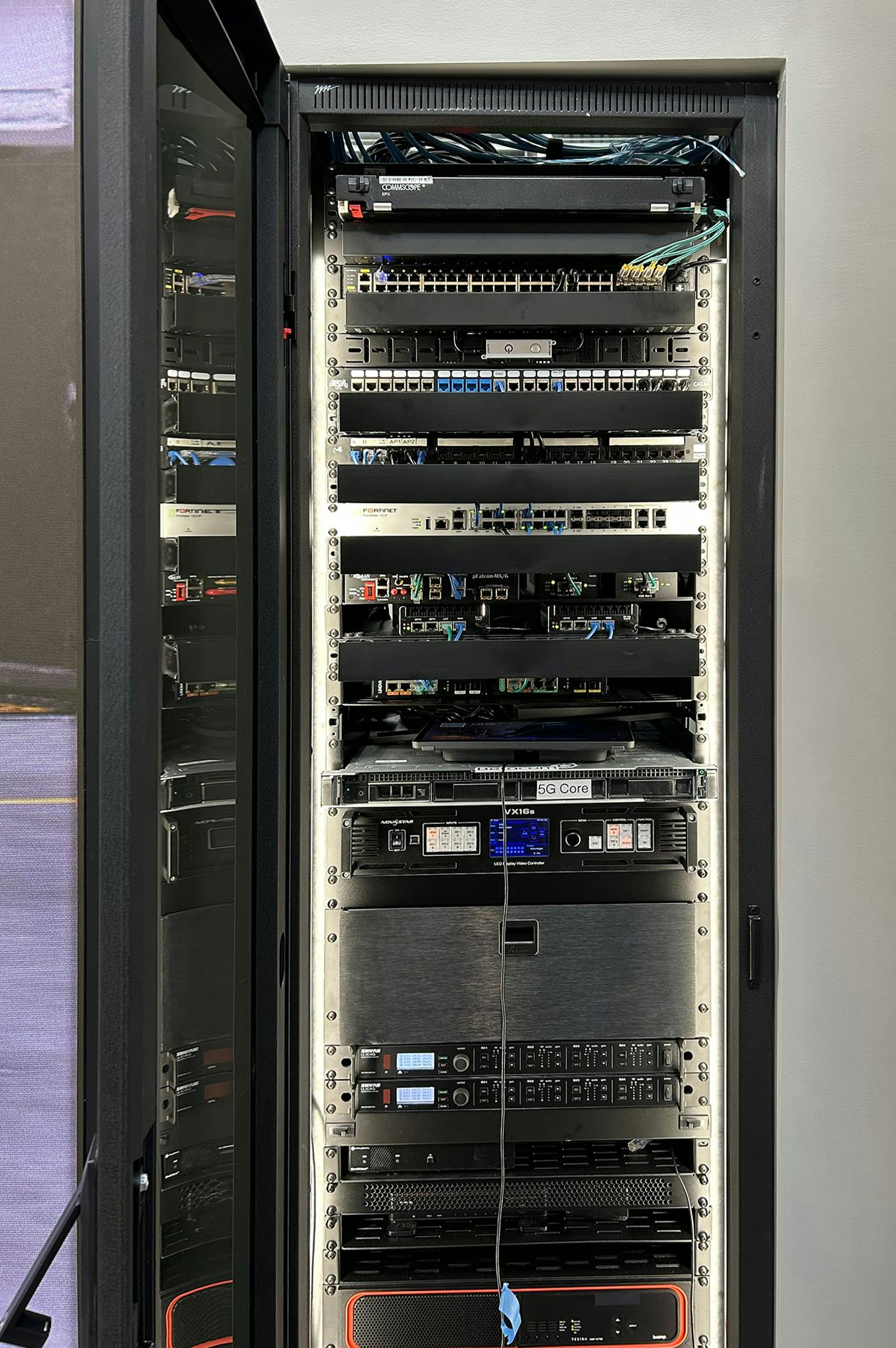 Betacom and Siemens Industries Partner to Deploy First-of-its-Kind ...